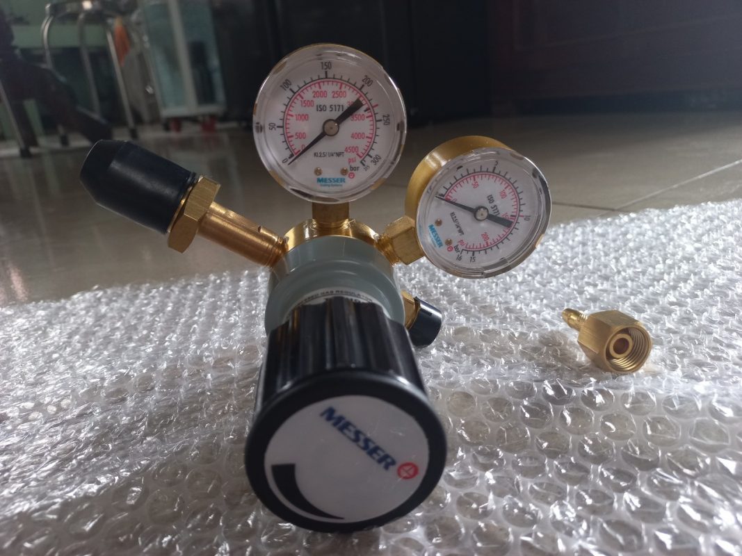 Van điều áp khí Oxy, Nitơ, Argon, CO2, Acetylen, Heli - Khí công nghiệp Favigas